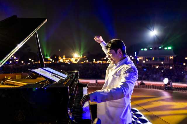 World-famous Pianist Lang Lang Made His Debut at “Disney Classic Live ...