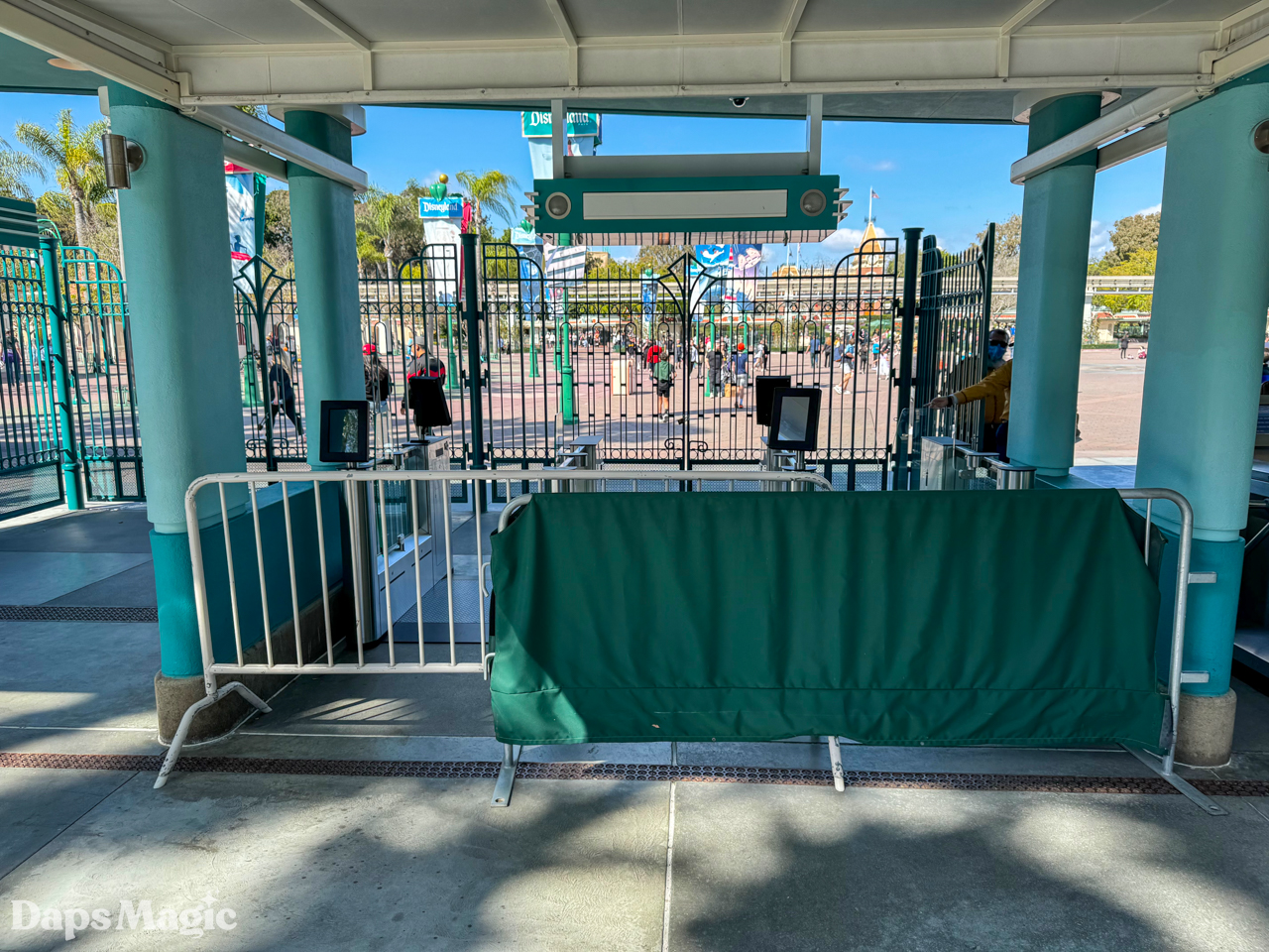 New Main Entrance Gates Begin to Appear at Disneyland Resort