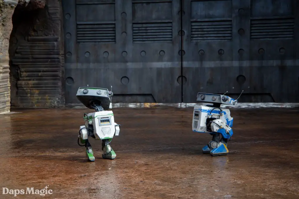 VIDEO/PHOTOS: BDX Droids Arrive at Star Wars: Galaxy's Edge at ...