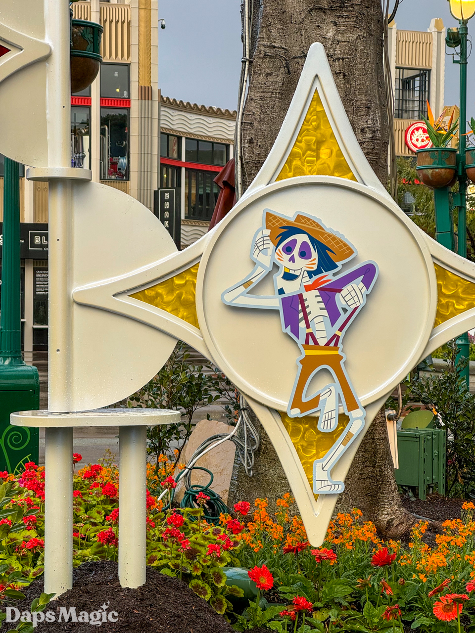 Pixar Fest Decorations Pop Up Around the Disneyland Resort
