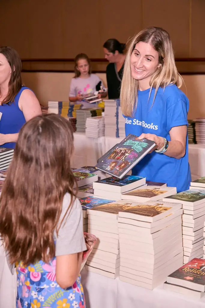 Disney and Blue Star Families Come Together to Donate Books to Military ...