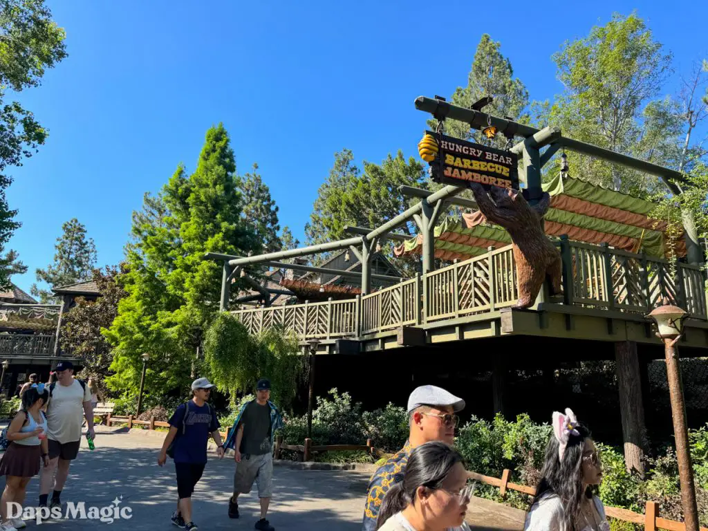 Walkway Between Haunted Mansion and Star Wars: Galaxy's Edge Reopens ...