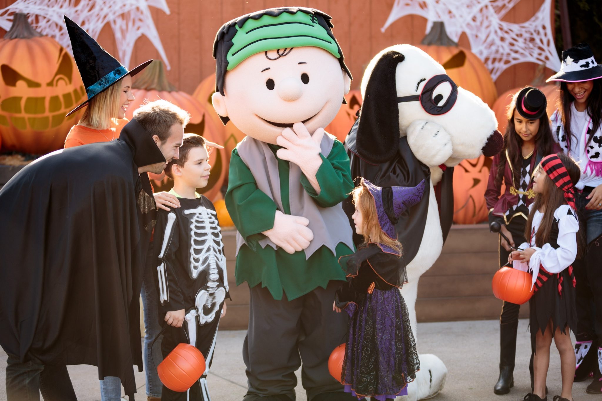 Knott’s Spooky Farm Returns September 26th With Spooktacular Activities