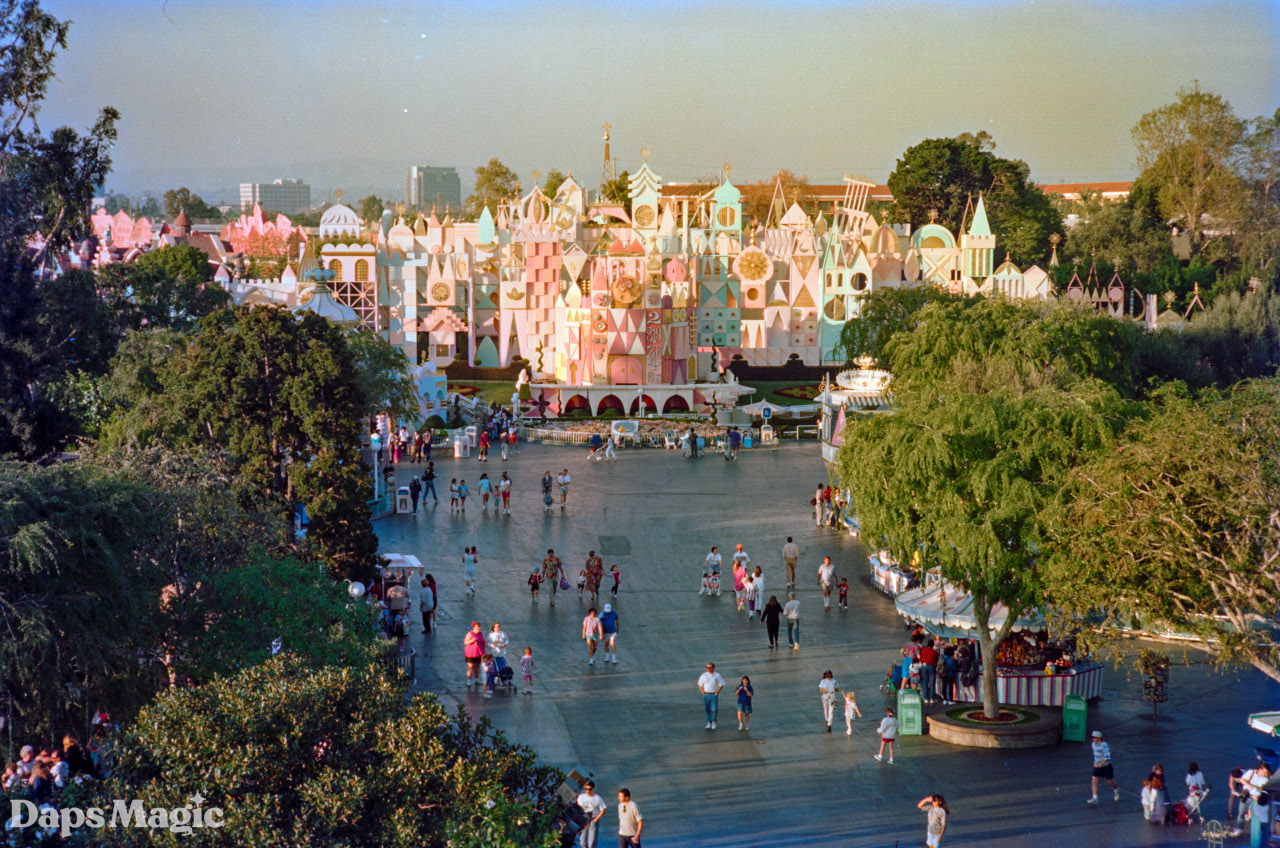 Farewell to a Classic Attraction - 30 Years Ago at Disneyland