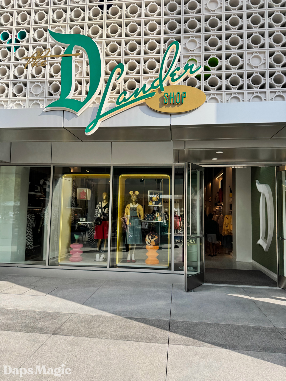 Pictorial: Opening Day of D-Lander Shop at Downtown Disney District