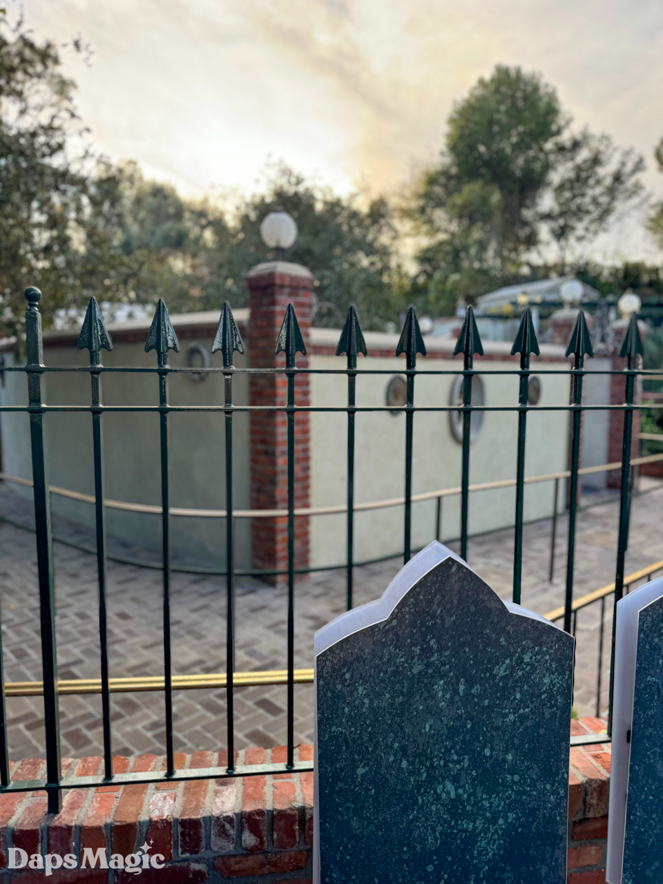 Walls Come Down From Around the Extended Queue of Disneyland's Haunted ...