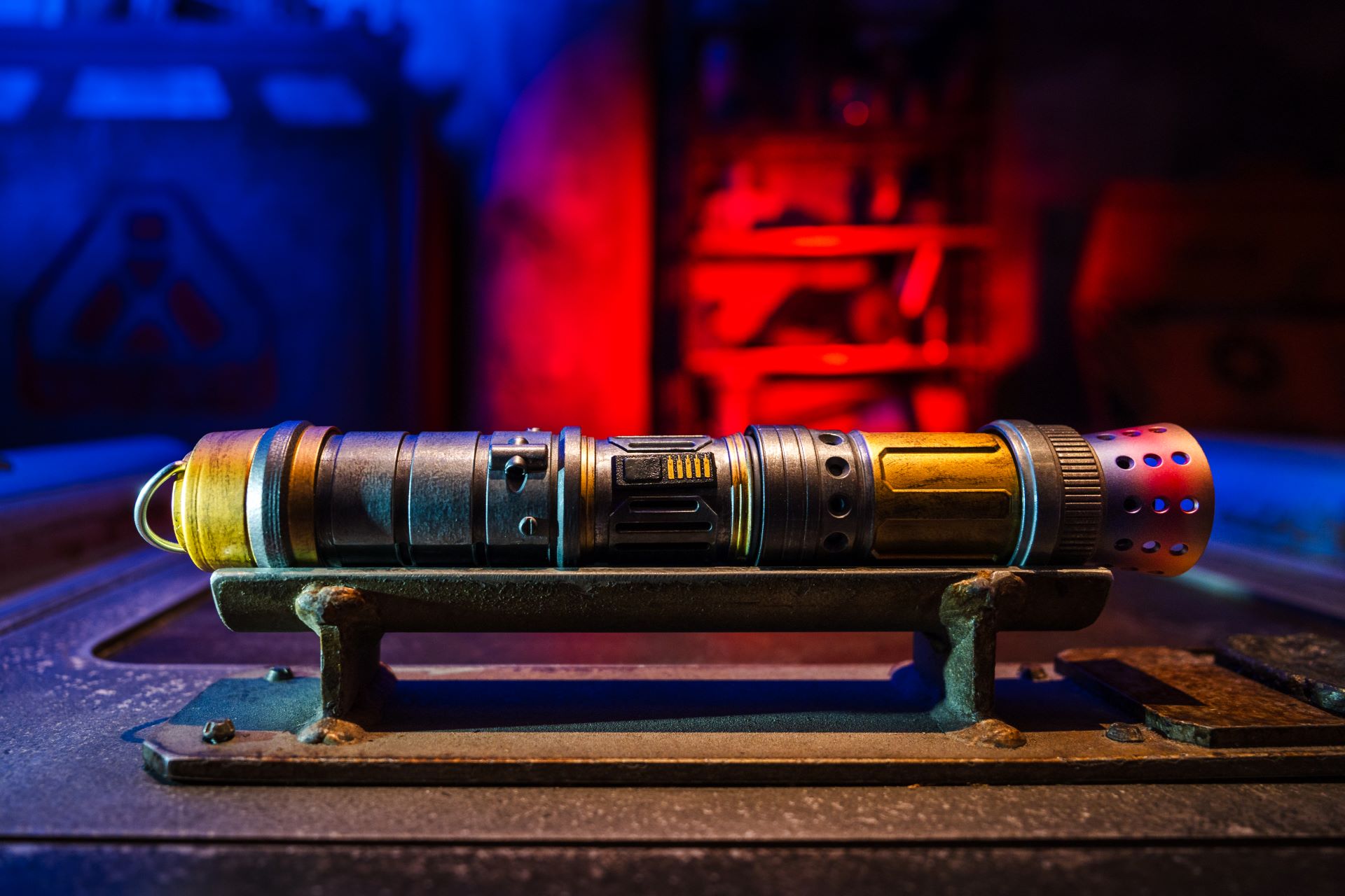 Details About Reclaim and Reforge New Savi’s Workshop Lightsabers Revealed