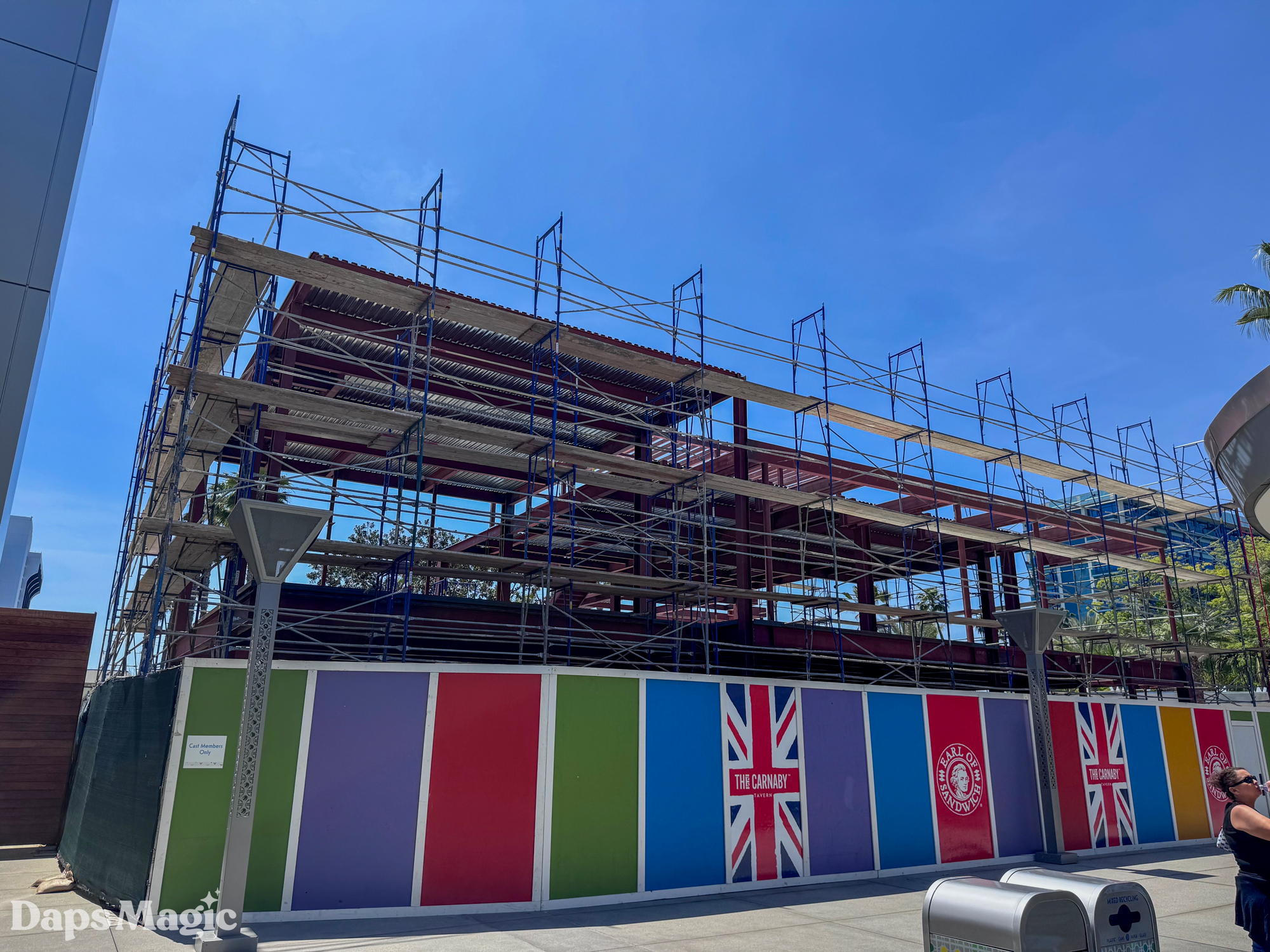 New Earl of Sandwich Building Continues to Take Shape at Downtown ...