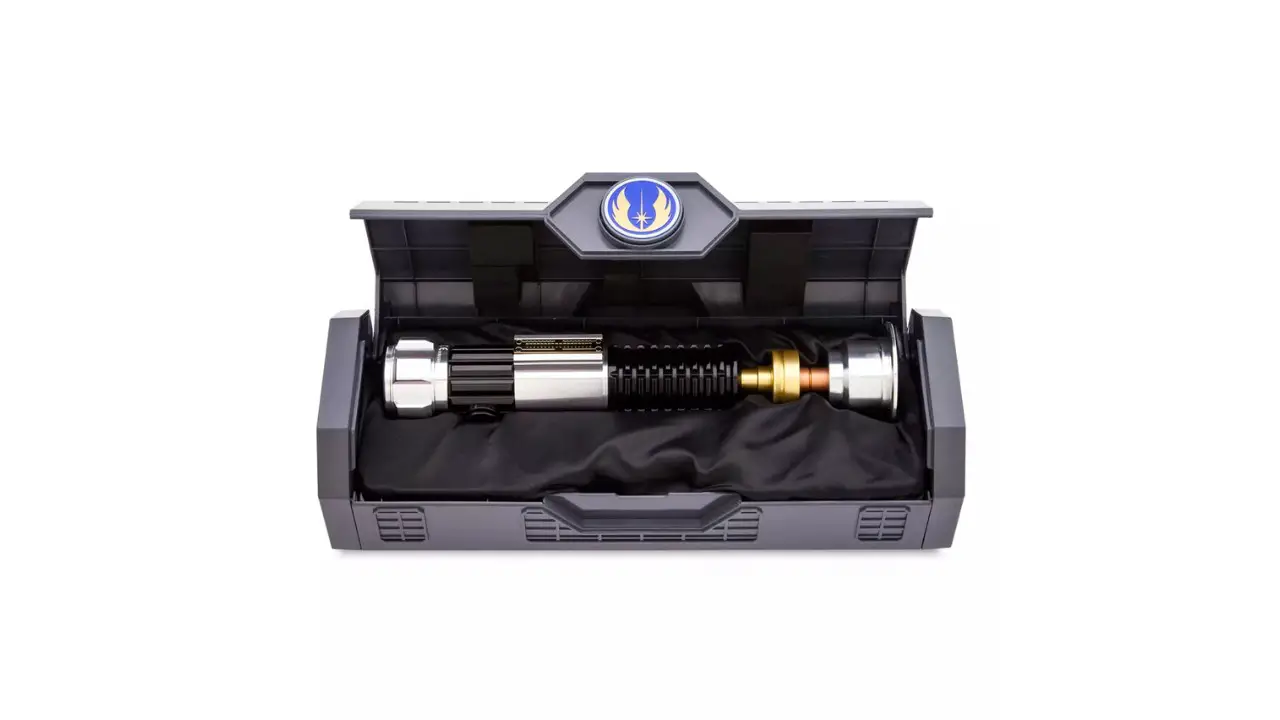 Obi-Wan Kenobi LIGHTSABER Hilt Arrives at Disney Store