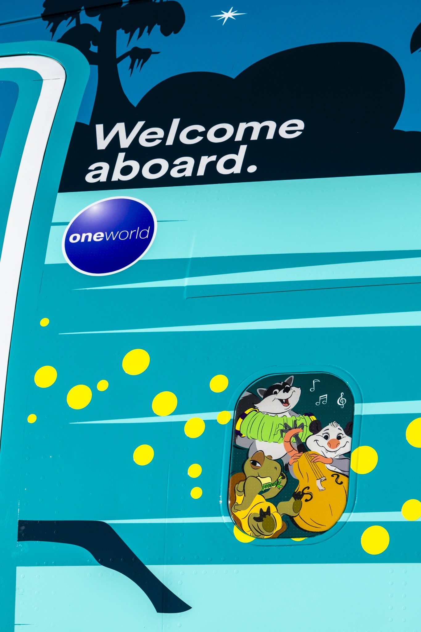 Alaska Airlines Reveals New Disneyland Resort-themed Plane, 'Tiana’s ...