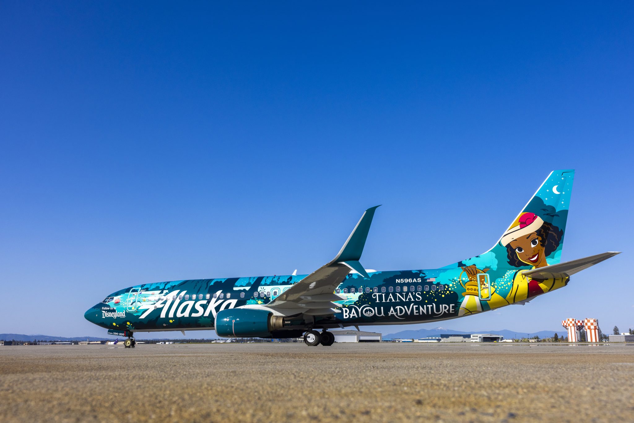 Alaska Airlines Reveals New Disneyland Resort-themed Plane, 'Tiana’s ...