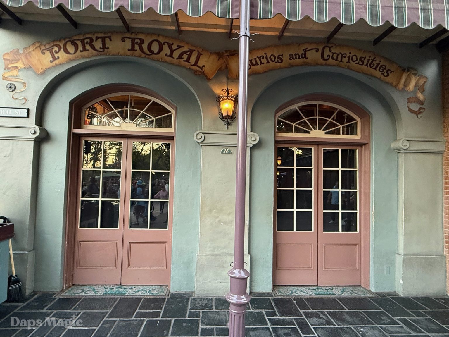 Port Royal Curios and Curiosities Closes Permanently at Disneyland