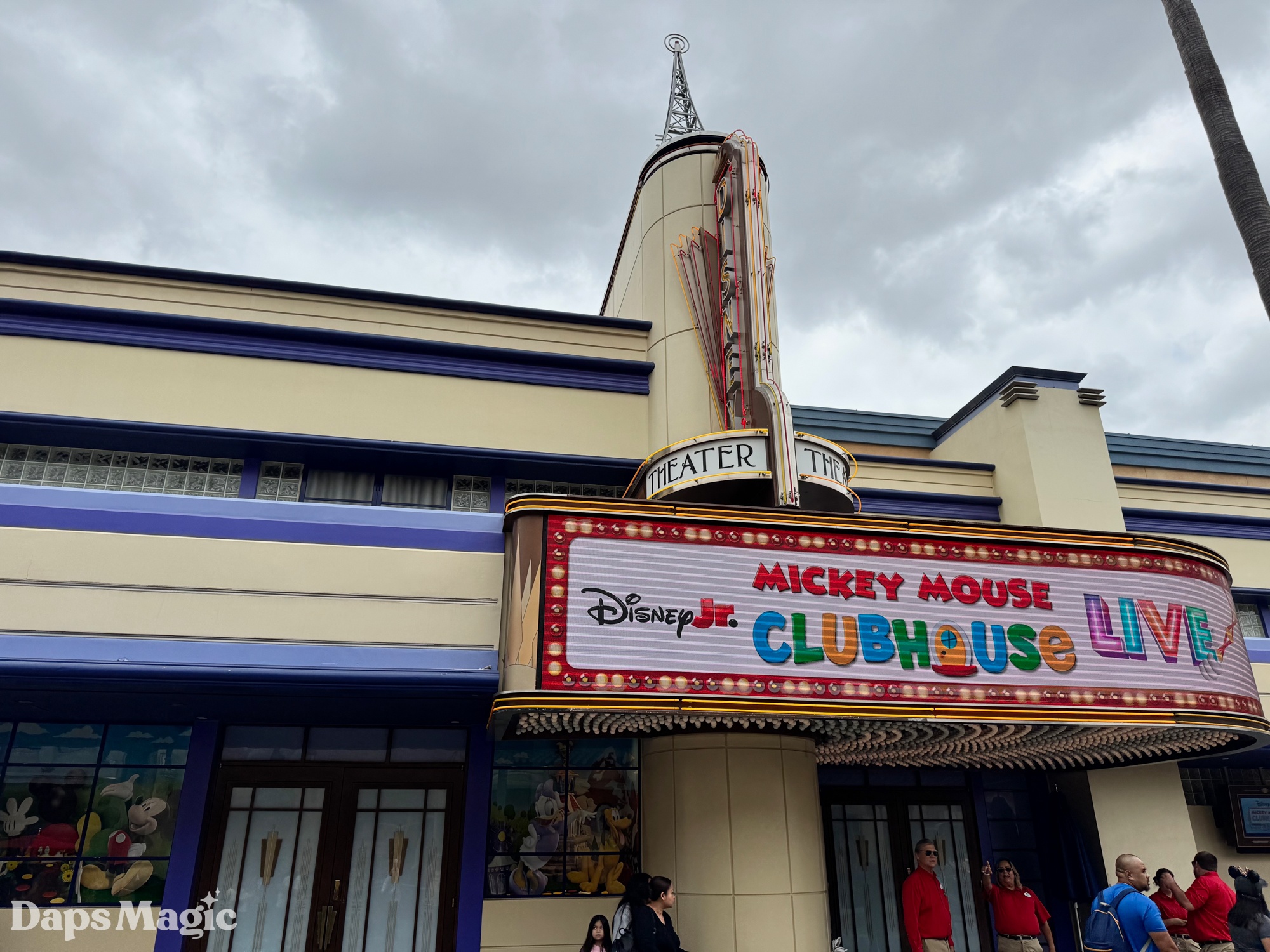 Disney Theater Debuts New Digital Marquee at Disney California Adventure