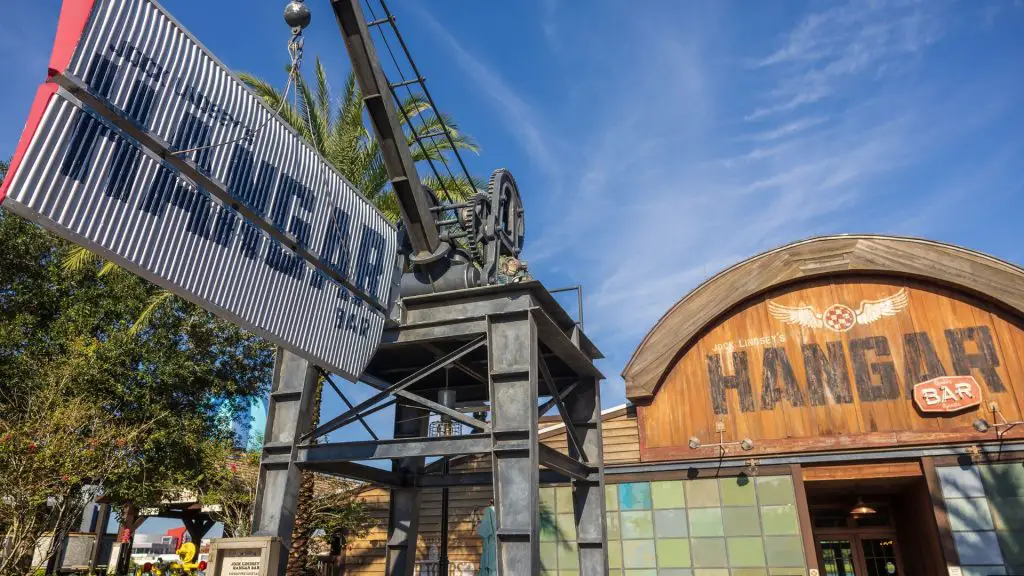 Jock Lindsey's Hangar Bar to Get Halloween Overlay
