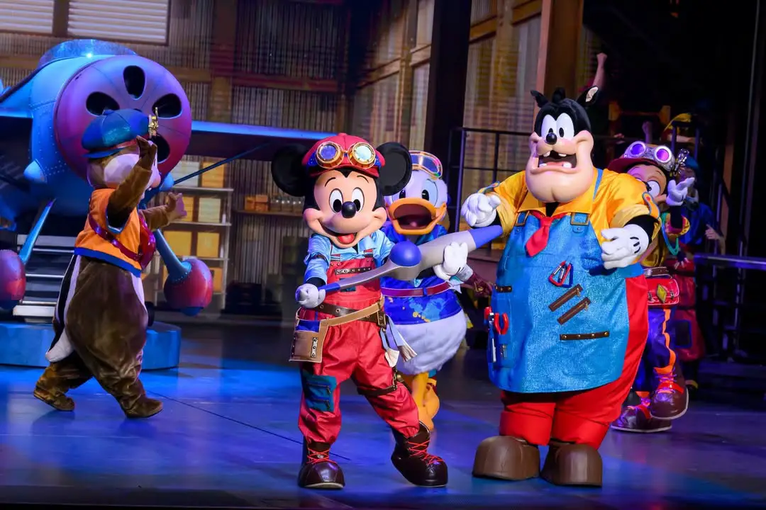 "Dreams Take Flight" Show Debuts at Tokyo DisneySea