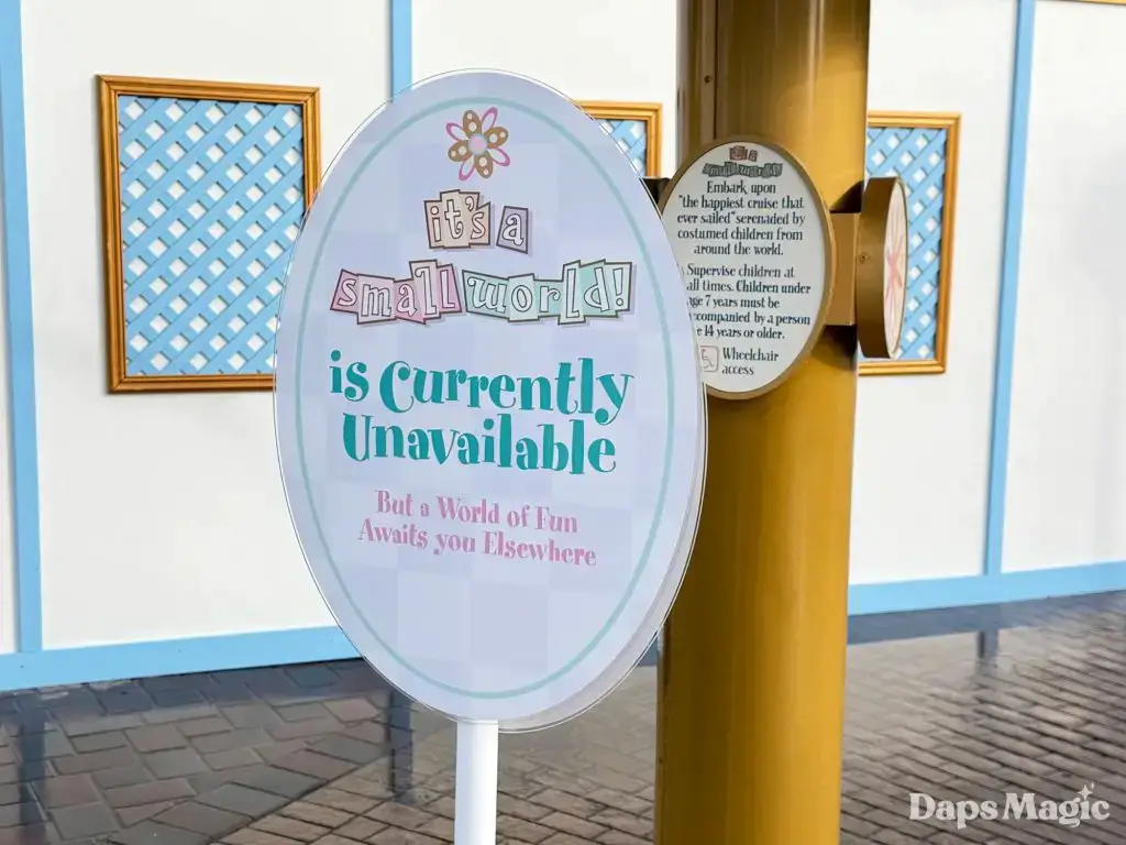 it's a small world Holiday closes for Transformation to Classic Version ...