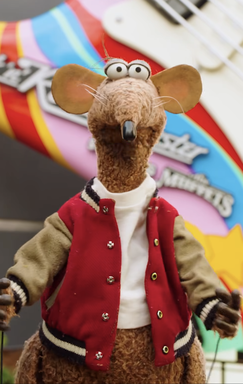 Rizzo the Rat Gives Tour of Newly Opened Rock 'n' Roller Coaster ...