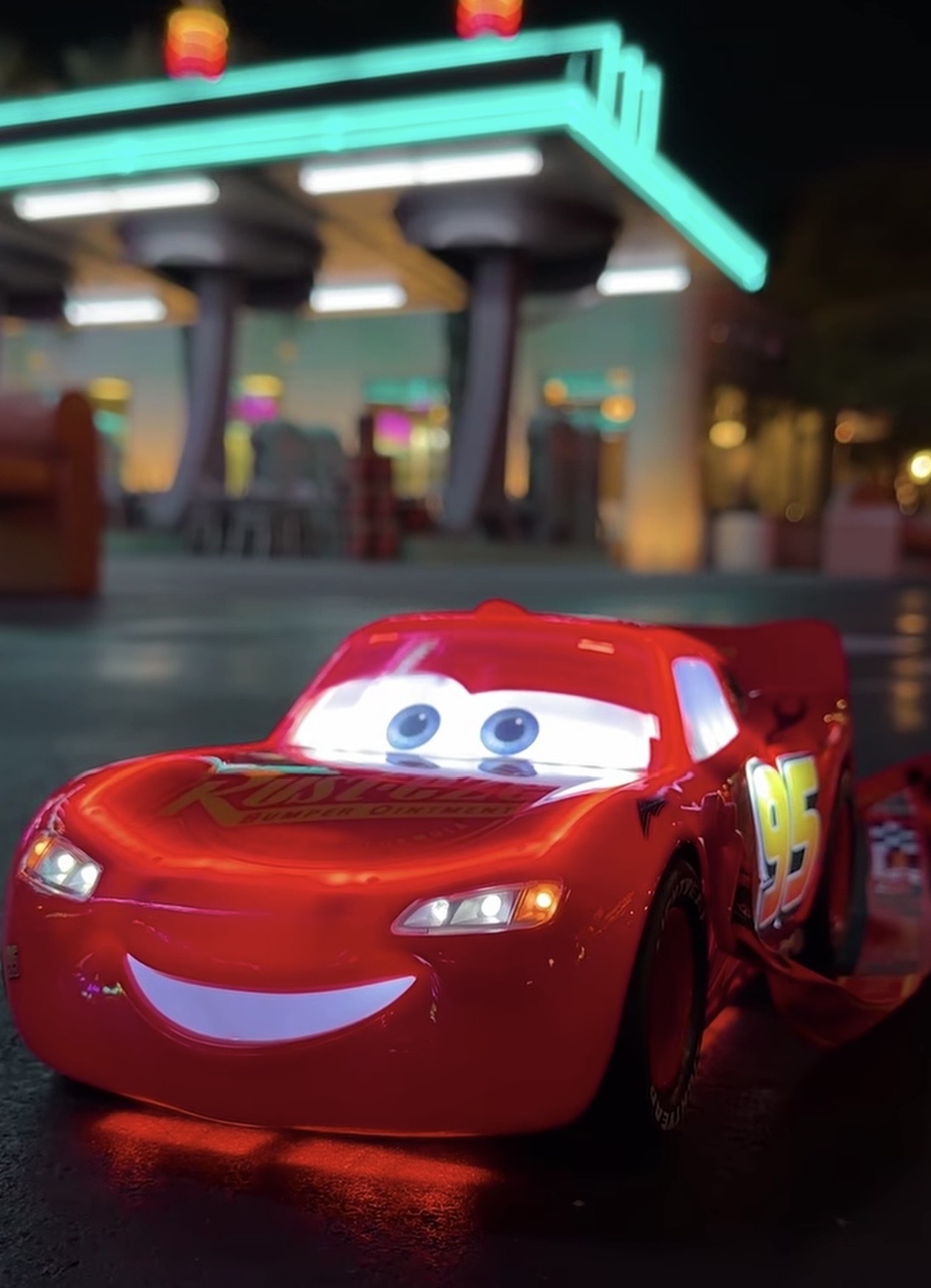 Lightning McQueen Bucket Coming to Disneyland Resort and Walt Disney ...